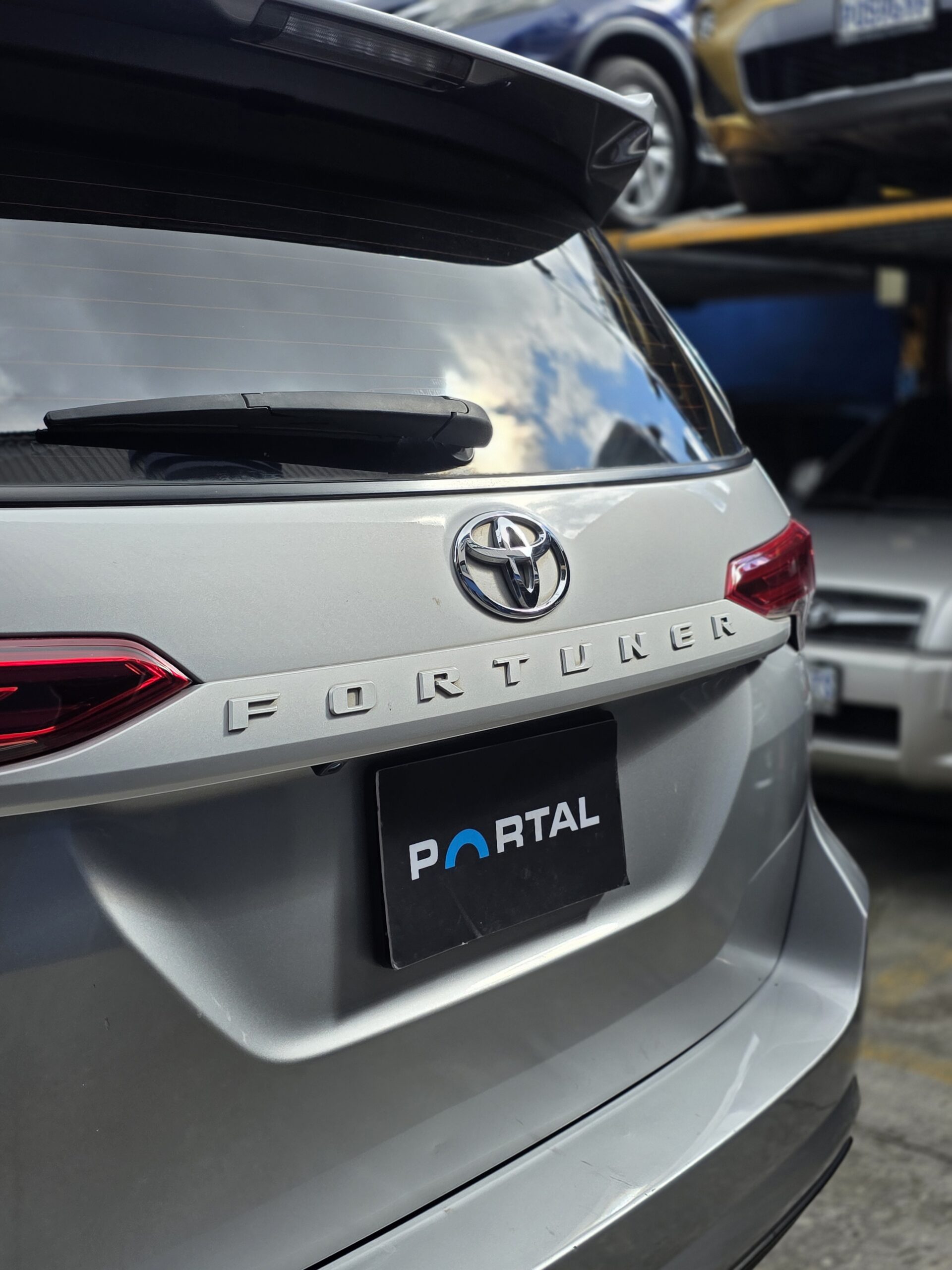 TOYOTA FORTUNER 2023 – Portal Automotriz